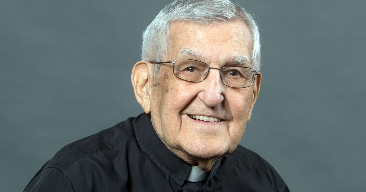 Father Robert Dienert, 90, dies on May 9 | DOLR.org
